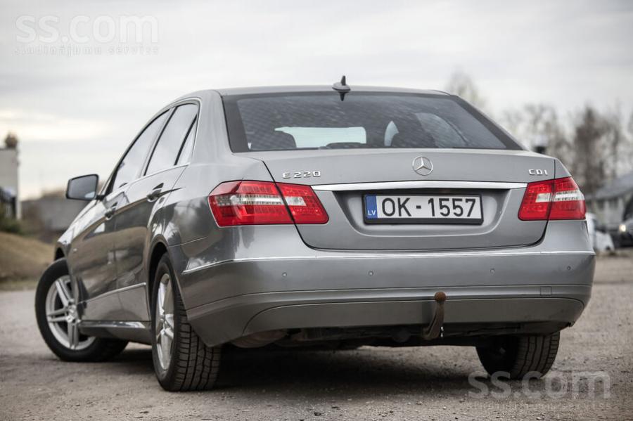 Серый Мерседес E 220 2011 в Тукумс, объемом двигателя 2.20 л и пробегом 0 тыс. км за 5999 €, фото 6 на AUTOMOTO.COM.LV