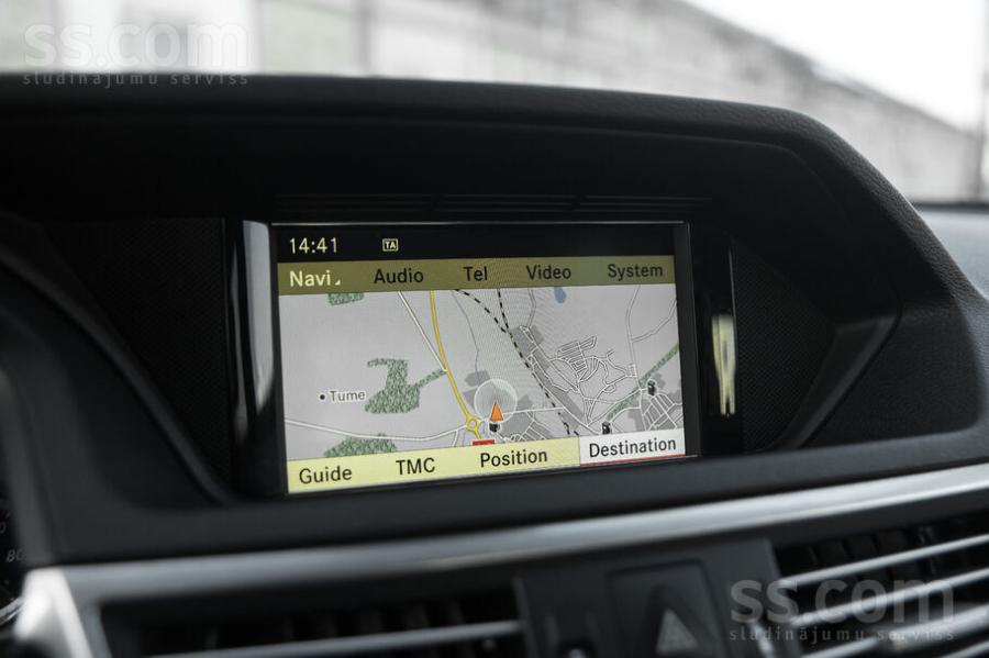 Серый Мерседес E 220 2011 в Тукумс, объемом двигателя 2.20 л и пробегом 0 тыс. км за 5999 €, фото 14 на AUTOMOTO.COM.LV