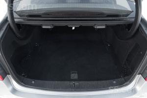 Серый Мерседес E 220 2011 в Тукумс, объемом двигателя 2.20 л и пробегом 0 тыс. км за 5999 €, фото 27 на AUTOMOTO.COM.LV