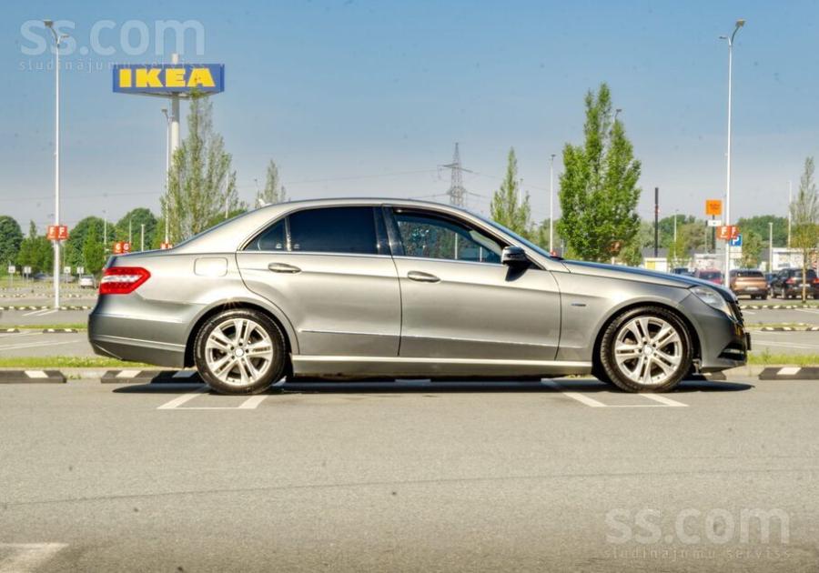 Серый Мерседес E 220 2011 в Рига, объемом двигателя 2.20 л и пробегом 342 тыс. км за 6590 €, фото 5 на AUTOMOTO.COM.LV