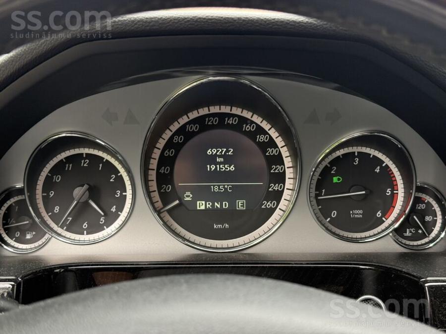 Pelēks Mercedes-Benz E 220 2011 Rīga, ar dzinēja tilpumu 2.20 L un nobraukumu 190 tūkst. km par 8300 €, foto 12 vietnē AUTOMOTO.COM.LV