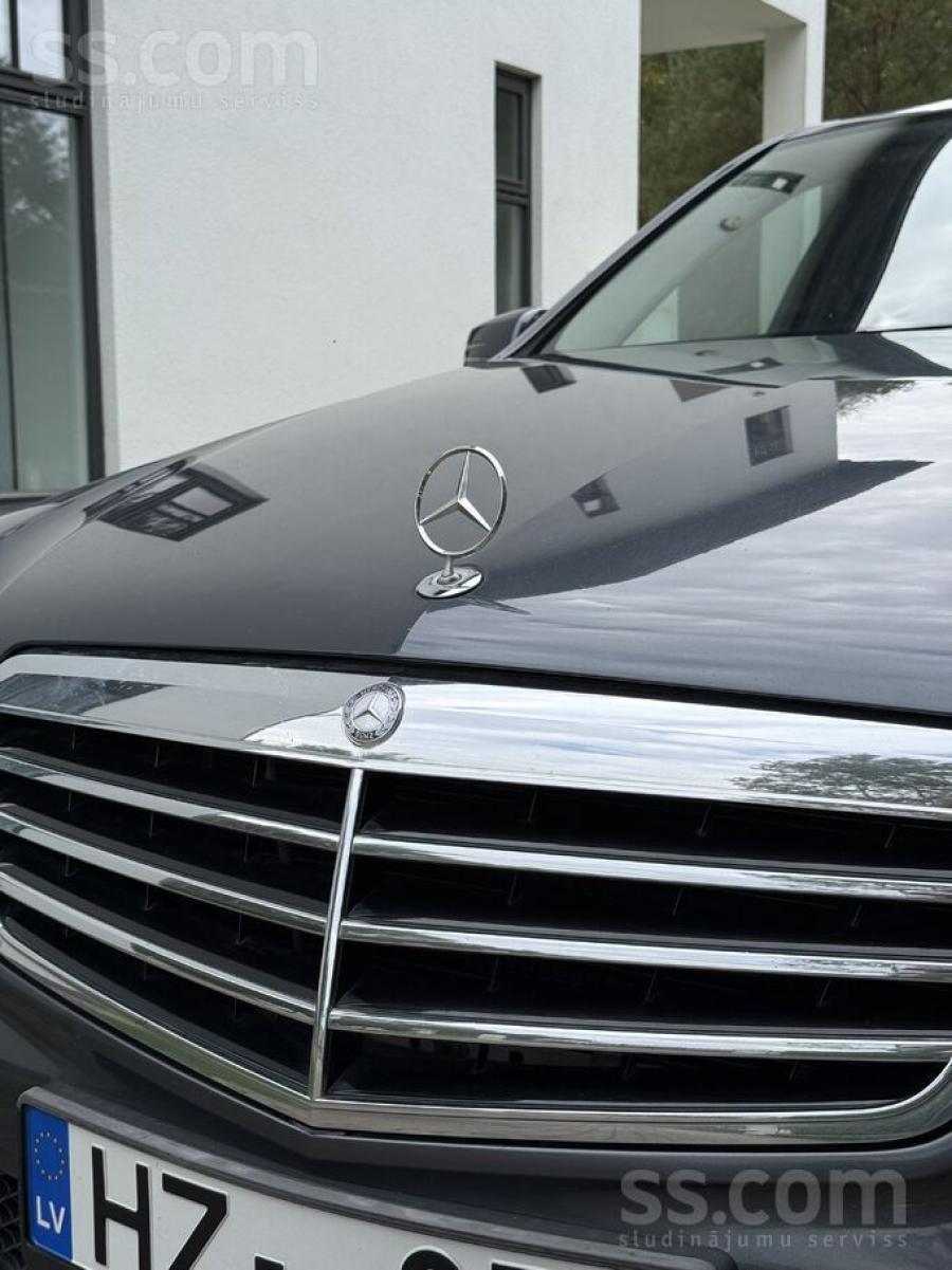 Pelēks Mercedes-Benz E 220 2011 Rīga, ar dzinēja tilpumu 2.20 L un nobraukumu 190 tūkst. km par 8300 €, foto 18 vietnē AUTOMOTO.COM.LV