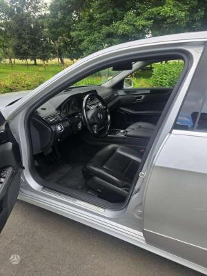 Grey Mercedes-Benz E 220 2012 in Vilnius, with an engine capacity of 2.14 L and mileage of 314 thousand km for 8700 €, photo 9 on AUTOMOTO.COM.LV