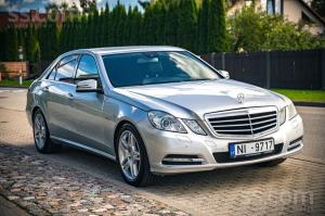 Grey Mercedes-Benz E 220 2012 in Riga, with an engine capacity of 2.20 L and mileage of 298 thousand km for 5990 €, photo 4 on AUTOMOTO.COM.LV