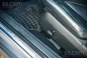 Grey Mercedes-Benz E 220 2012 in Riga, with an engine capacity of 2.20 L and mileage of 298 thousand km for 5990 €, photo 14 on AUTOMOTO.COM.LV