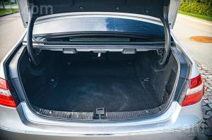 Grey Mercedes-Benz E 220 2012 in Riga, with an engine capacity of 2.20 L and mileage of 298 thousand km for 5990 €, photo 21 on AUTOMOTO.COM.LV
