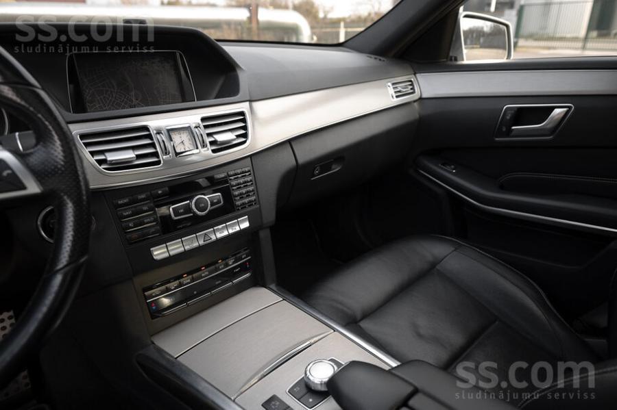Grey Mercedes-Benz E 220 2013 in Jelgava, with an engine capacity of 2.20 L and mileage of 277 thousand km for 11900 €, photo 9 on AUTOMOTO.COM.LV