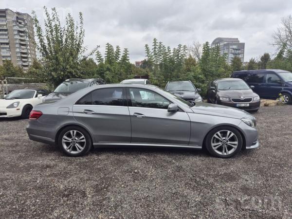 Pelēks Mercedes-Benz E 220 2013 Rīga, ar dzinēja tilpumu 2.20 L un nobraukumu 120 tūkst. km par 11990 €, foto 5 vietnē AUTOMOTO.COM.LV