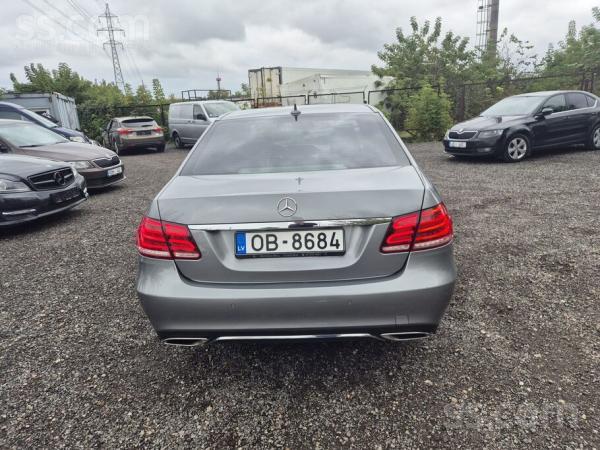 Pelēks Mercedes-Benz E 220 2013 Rīga, ar dzinēja tilpumu 2.20 L un nobraukumu 120 tūkst. km par 11990 €, foto 7 vietnē AUTOMOTO.COM.LV