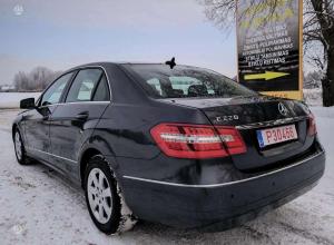 Grey Mercedes-Benz E 220 2013 in Kaunas, with an engine capacity of 2.14 L and mileage of 300 thousand km for 6750 €, photo 3 on AUTOMOTO.COM.LV