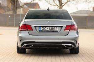 Серый Мерседес E 220 2013 в Елгава, объемом двигателя 2.20 л и пробегом 277 тыс. км за 8000 €, фото 7 на AUTOMOTO.COM.LV