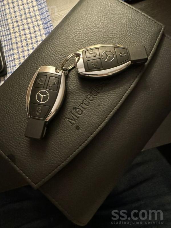 Серый Мерседес E 220 2013 в Даугавпилс, объемом двигателя 2.00 л и пробегом 160 тыс. км за 7800 €, фото 8 на AUTOMOTO.COM.LV
