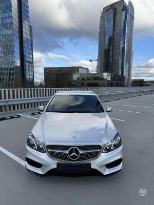 Pelēks Mercedes-Benz E 220 2013 Viļņa, ar dzinēja tilpumu 2.14 L un nobraukumu 265 tūkst. km par 11000 €, foto 5 vietnē AUTOMOTO.COM.LV
