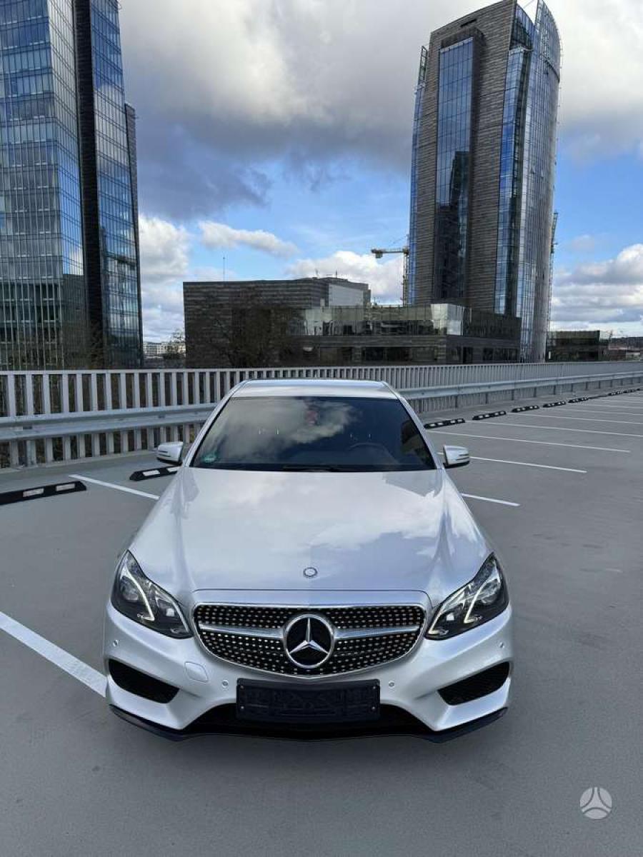 Pelēks Mercedes-Benz E 220 2013 Viļņa, ar dzinēja tilpumu 2.14 L un nobraukumu 265 tūkst. km par 11000 €, foto 5 vietnē AUTOMOTO.COM.LV