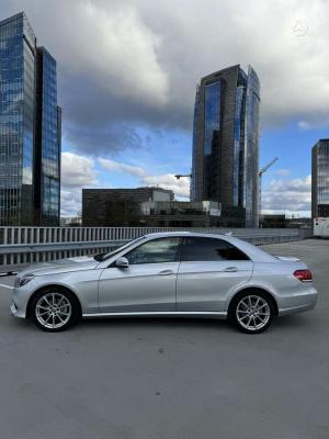 Pelēks Mercedes-Benz E 220 2013 Viļņa, ar dzinēja tilpumu 2.14 L un nobraukumu 265 tūkst. km par 11000 €, foto 6 vietnē AUTOMOTO.COM.LV