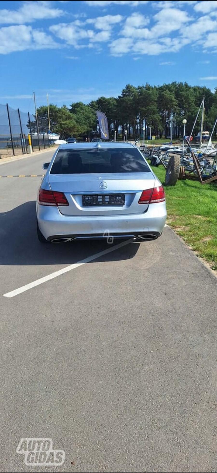 Pelēks Mercedes-Benz E 220 2013 Varėna, ar dzinēja tilpumu 2.20 L un nobraukumu 406 tūkst. km par 9800 €, foto 4 vietnē AUTOMOTO.COM.LV