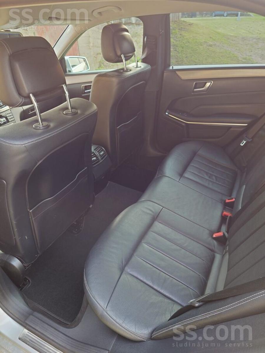 Pelēks Mercedes-Benz E 220 2013 Rīga, ar dzinēja tilpumu 2.20 L un nobraukumu 313 tūkst. km par 8500 €, foto 9 vietnē AUTOMOTO.COM.LV