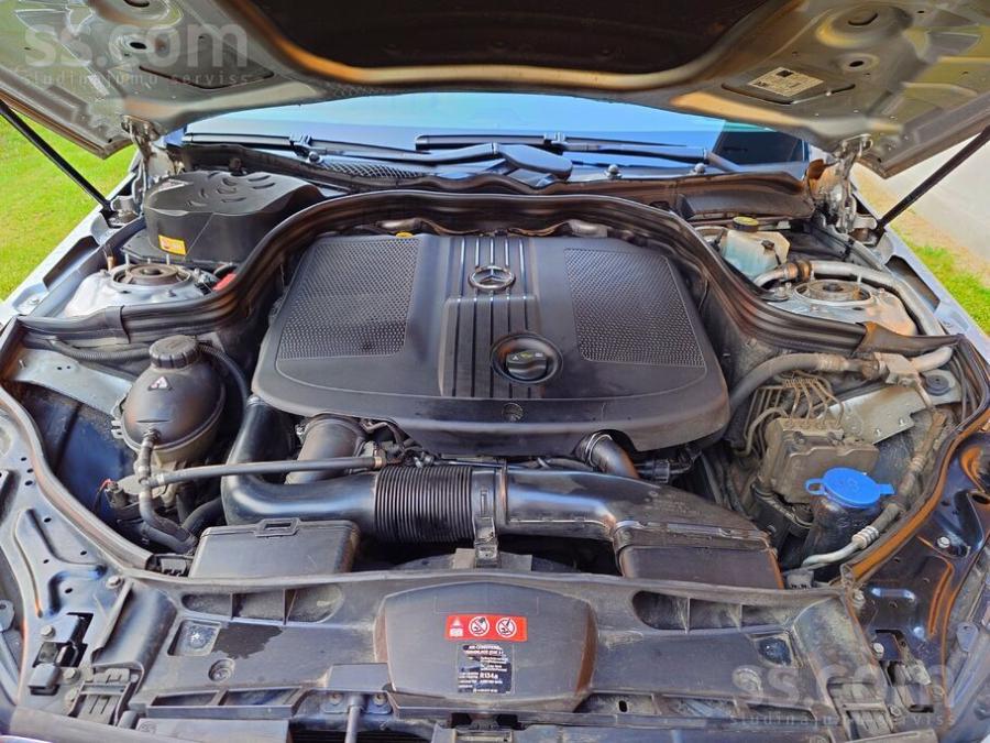 Pelēks Mercedes-Benz E 220 2013 Rīga, ar dzinēja tilpumu 2.20 L un nobraukumu 313 tūkst. km par 8500 €, foto 10 vietnē AUTOMOTO.COM.LV