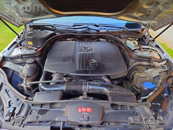 Pelēks Mercedes-Benz E 220 2013 Rīga, ar dzinēja tilpumu 2.20 L un nobraukumu 313 tūkst. km par 8000 €, foto 10 vietnē AUTOMOTO.COM.LV