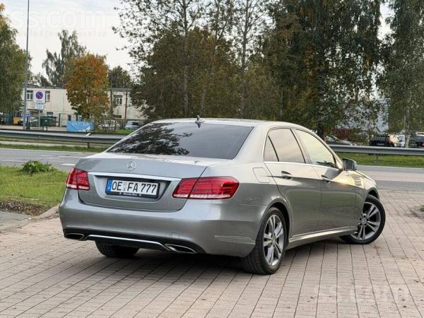 Pelēks Mercedes-Benz E 220 2013 Rīga, ar dzinēja tilpumu 2.20 L un nobraukumu 0 tūkst. km par 9500 €, foto 3 vietnē AUTOMOTO.COM.LV