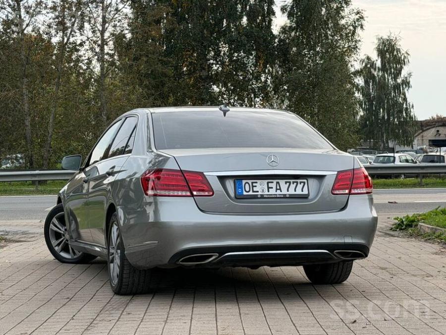 Pelēks Mercedes-Benz E 220 2013 Rīga, ar dzinēja tilpumu 2.20 L un nobraukumu 0 tūkst. km par 9500 €, foto 5 vietnē AUTOMOTO.COM.LV