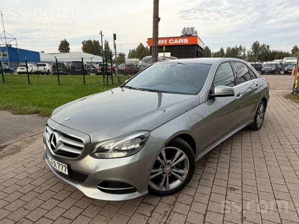 Pelēks Mercedes-Benz E 220 2013 Rīga, ar dzinēja tilpumu 2.20 L un nobraukumu 0 tūkst. km par 9500 €, foto 6 vietnē AUTOMOTO.COM.LV