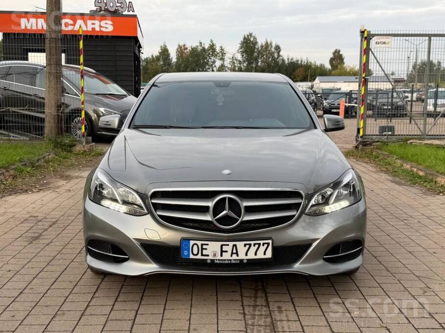 Pelēks Mercedes-Benz E 220 2013 Rīga, ar dzinēja tilpumu 2.20 L un nobraukumu 0 tūkst. km par 9500 €, foto 7 vietnē AUTOMOTO.COM.LV