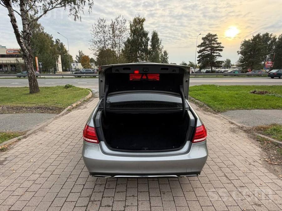 Pelēks Mercedes-Benz E 220 2013 Rīga, ar dzinēja tilpumu 2.20 L un nobraukumu 0 tūkst. km par 9500 €, foto 28 vietnē AUTOMOTO.COM.LV