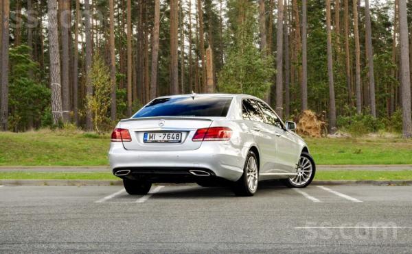 Pelēks Mercedes-Benz E 220 2013 Rīga, ar dzinēja tilpumu 2.10 L un nobraukumu 315 tūkst. km par 8490 €, foto 7 vietnē AUTOMOTO.COM.LV