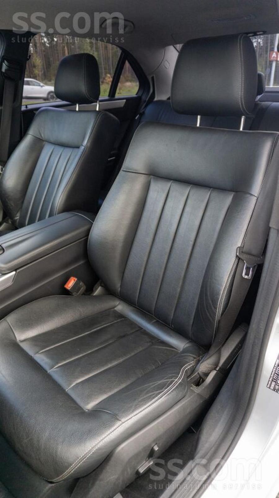 Pelēks Mercedes-Benz E 220 2013 Rīga, ar dzinēja tilpumu 2.10 L un nobraukumu 315 tūkst. km par 8490 €, foto 24 vietnē AUTOMOTO.COM.LV