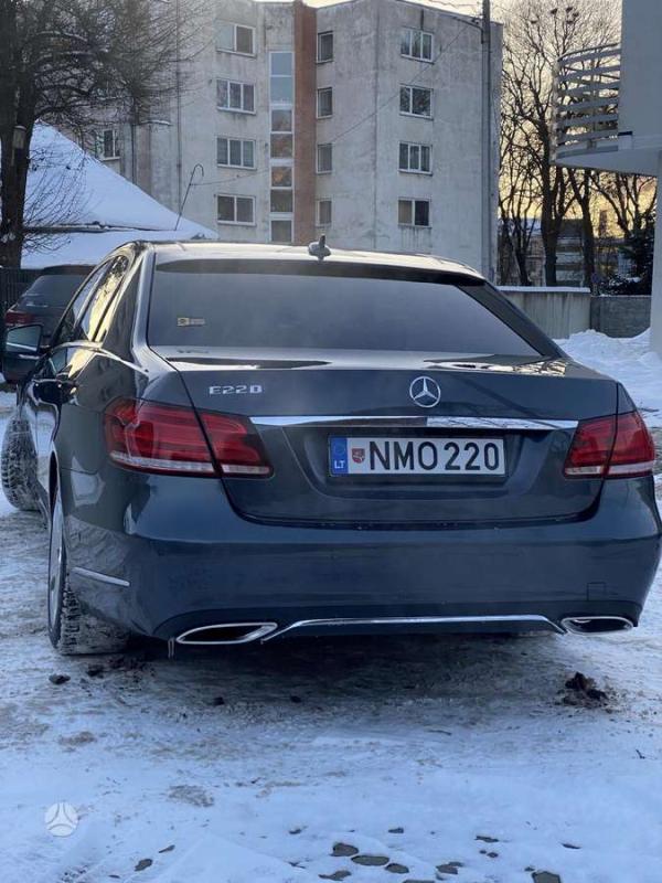 Pelēks Mercedes-Benz E 220 2014 Kauņa, ar dzinēja tilpumu 2.14 L un nobraukumu 278 tūkst. km par 12500 €, foto 2 vietnē AUTOMOTO.COM.LV