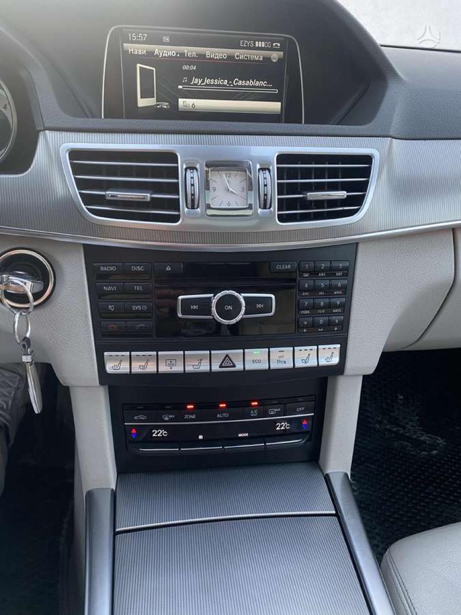 Grey Mercedes-Benz E 220 2014 in Kaunas, with an engine capacity of 2.14 L and mileage of 278 thousand km for 12500 €, photo 16 on AUTOMOTO.COM.LV