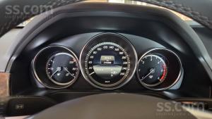 Grey Mercedes-Benz E 220 2014 in Riga, with an engine capacity of 2.20 L and mileage of 210 thousand km for 9300 €, photo 9 on AUTOMOTO.COM.LV