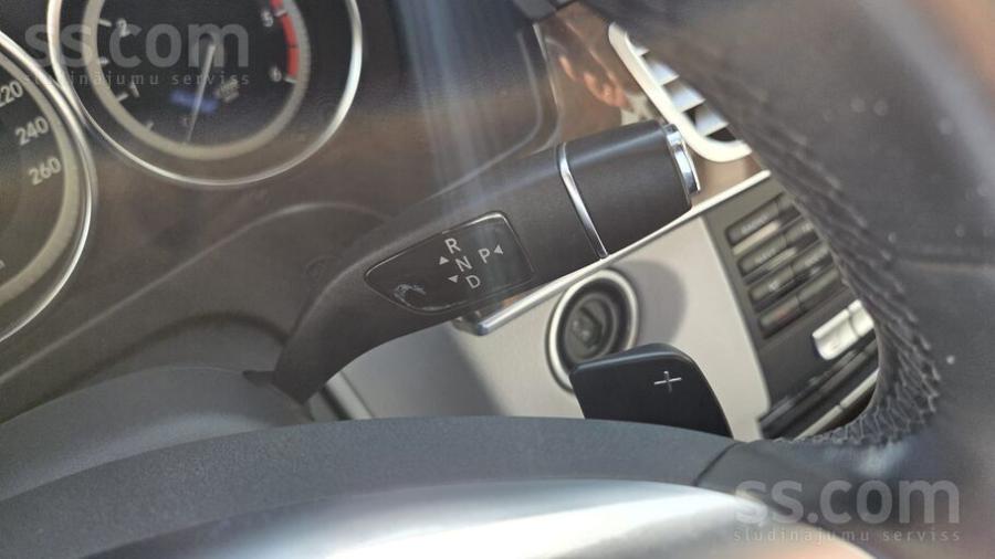 Grey Mercedes-Benz E 220 2014 in Riga, with an engine capacity of 2.20 L and mileage of 210 thousand km for 9300 €, photo 11 on AUTOMOTO.COM.LV