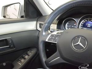 Pelēks Mercedes-Benz E 220 2015 Viļņa, ar dzinēja tilpumu 2.14 L un nobraukumu 210 tūkst. km par 11700 €, foto 28 vietnē AUTOMOTO.COM.LV