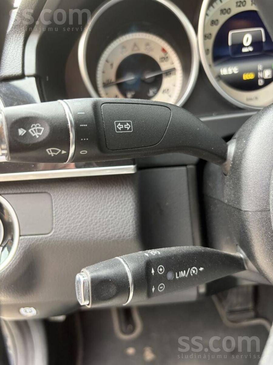 Pelēks Mercedes-Benz E 220 2015 Rīga, ar dzinēja tilpumu 2.20 L un nobraukumu 204 tūkst. km par 11450 €, foto 15 vietnē AUTOMOTO.COM.LV