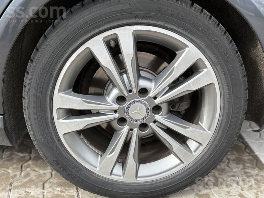 Pelēks Mercedes-Benz E 220 2015 Rīga, ar dzinēja tilpumu 2.20 L un nobraukumu 204 tūkst. km par 11450 €, foto 17 vietnē AUTOMOTO.COM.LV