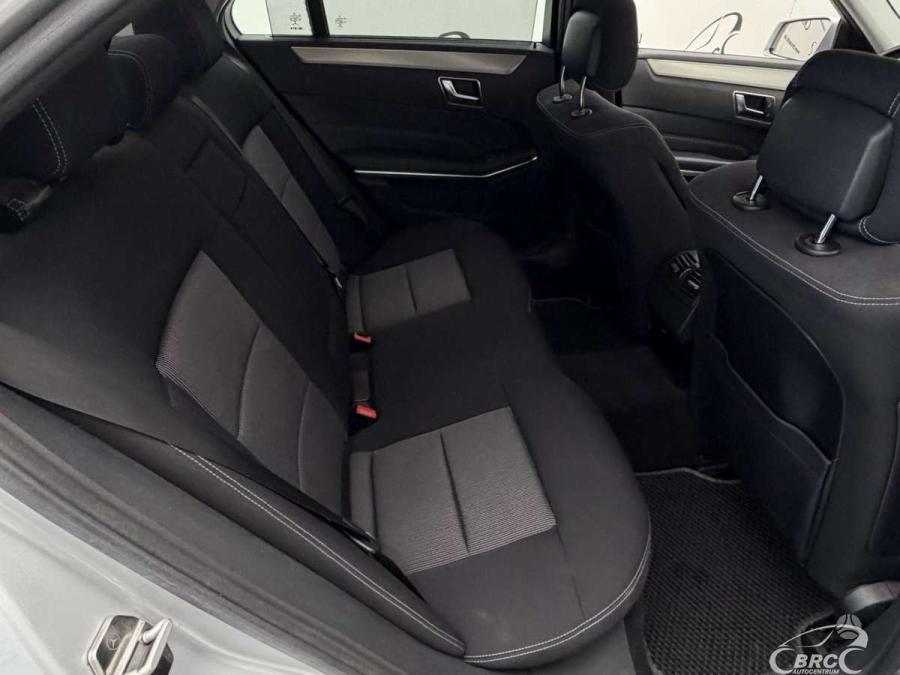 Grey Mercedes-Benz E 220 2015 in Vilnius, with an engine capacity of 2.14 L and mileage of 210 thousand km for 9500 €, photo 12 on AUTOMOTO.COM.LV