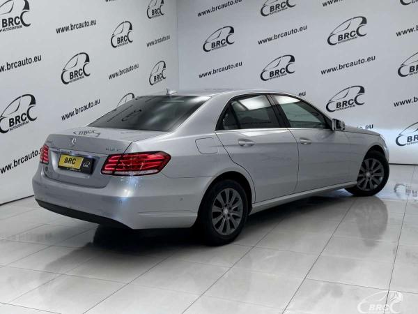 Мерседес E 220 2015 в Вильнюс на AUTOMOTO.COM.LV Серый Мерседес E 220 2015 в Вильнюс, объемом двигателя 2.14 л и пробегом 210 тыс. км за 8900 €, фото 4 на AUTOMOTO.COM.LV