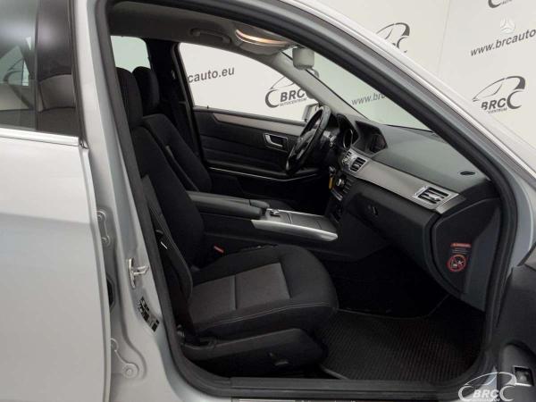 Мерседес E 220 2015 в Вильнюс на AUTOMOTO.COM.LV Серый Мерседес E 220 2015 в Вильнюс, объемом двигателя 2.14 л и пробегом 210 тыс. км за 8900 €, фото 6 на AUTOMOTO.COM.LV