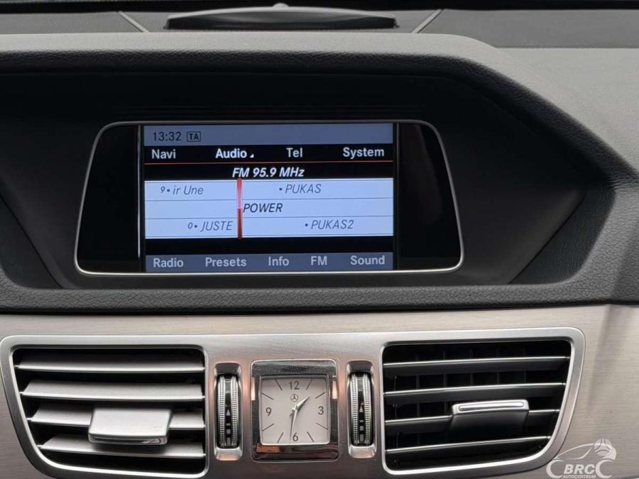 Серый Мерседес E 220 2015 в Вильнюс, объемом двигателя 2.14 л и пробегом 210 тыс. км за 8900 €, фото 17 на AUTOMOTO.COM.LV