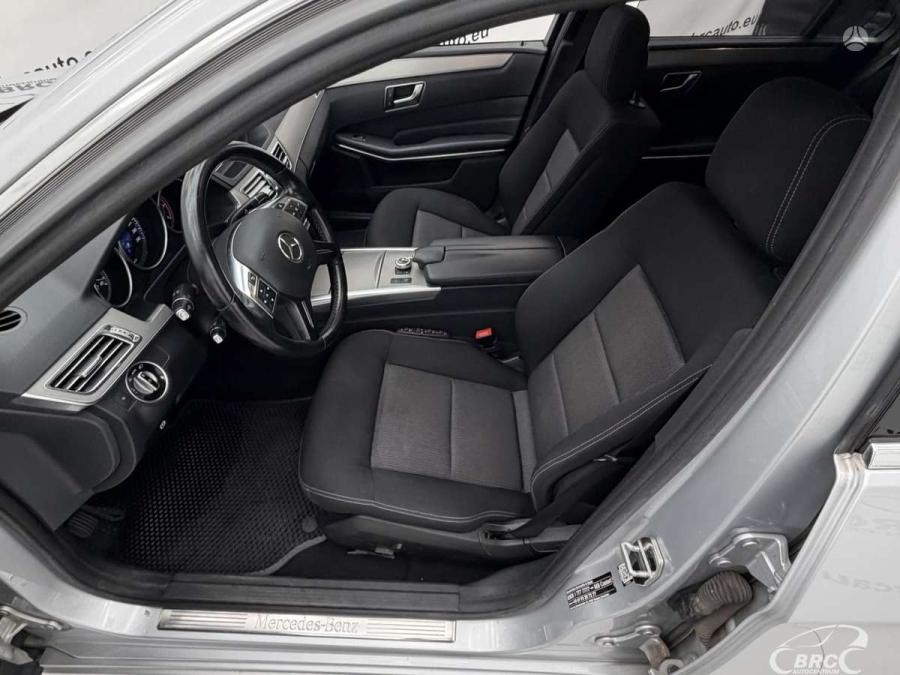 Grey Mercedes-Benz E 220 2015 in Vilnius, with an engine capacity of 2.14 L and mileage of 210 thousand km for 8900 €, photo 23 on AUTOMOTO.COM.LV