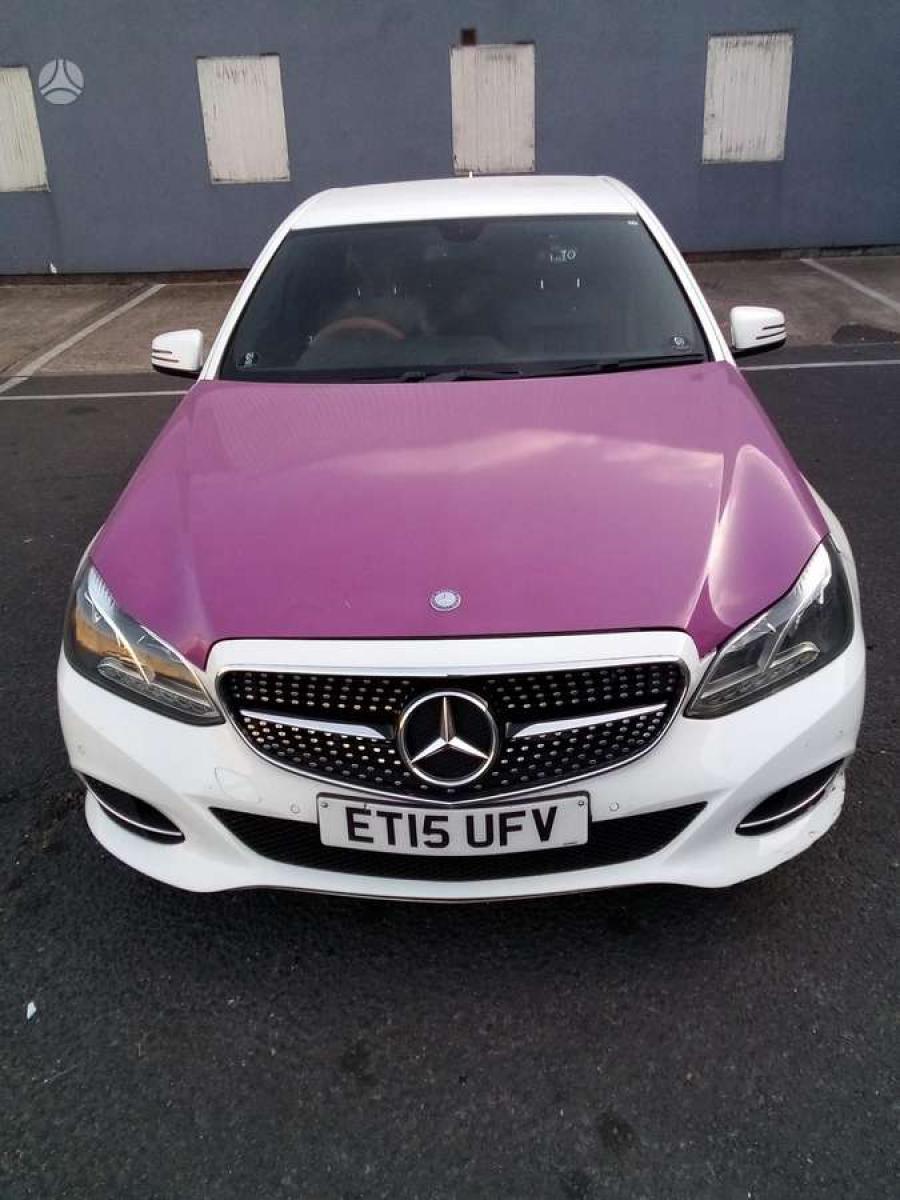 Grey Mercedes-Benz E 220 2015 in Siauliai, with an engine capacity of 2.14 L and mileage of 200 thousand km for 3999 €, photo 3 on AUTOMOTO.COM.LV