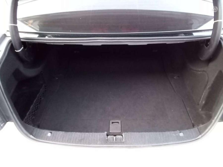 Grey Mercedes-Benz E 220 2015 in Siauliai, with an engine capacity of 2.14 L and mileage of 200 thousand km for 3999 €, photo 15 on AUTOMOTO.COM.LV