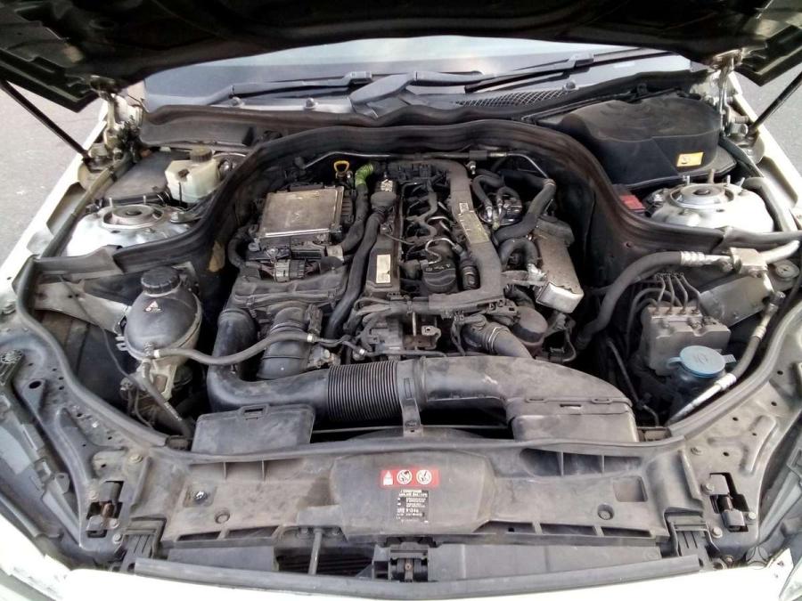 Grey Mercedes-Benz E 220 2015 in Siauliai, with an engine capacity of 2.14 L and mileage of 200 thousand km for 3999 €, photo 16 on AUTOMOTO.COM.LV