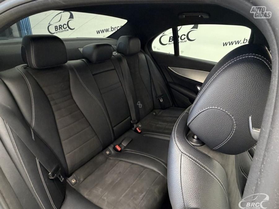 Pelēks Mercedes-Benz E 220 2016 Avižieniai, ar dzinēja tilpumu 2.00 L un nobraukumu 362 tūkst. km par 14900 €, foto 13 vietnē AUTOMOTO.COM.LV