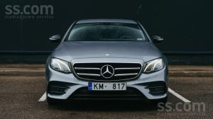 Grey Mercedes-Benz E 220 2016 in Riga, with an engine capacity of 2.00 L and mileage of 180 thousand km for 20750 €, photo 4 on AUTOMOTO.COM.LV