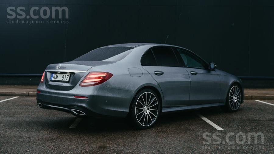 Grey Mercedes-Benz E 220 2016 in Riga, with an engine capacity of 2.00 L and mileage of 180 thousand km for 20750 €, photo 7 on AUTOMOTO.COM.LV