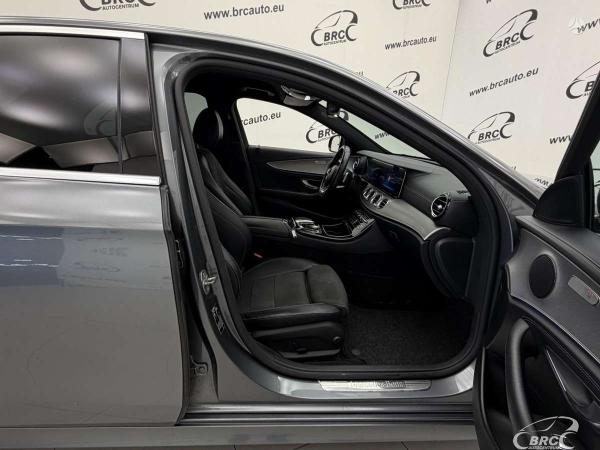 Pelēks Mercedes-Benz E 220 2016 Viļņa, ar dzinēja tilpumu 1.95 L un nobraukumu 362 tūkst. km par 13500 €, foto 5 vietnē AUTOMOTO.COM.LV