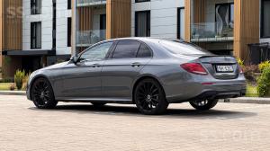 Pelēks Mercedes-Benz E 220 2016 Rīga, ar dzinēja tilpumu 2.00 L un nobraukumu 123 tūkst. km par 28500 €, foto 7 vietnē AUTOMOTO.COM.LV